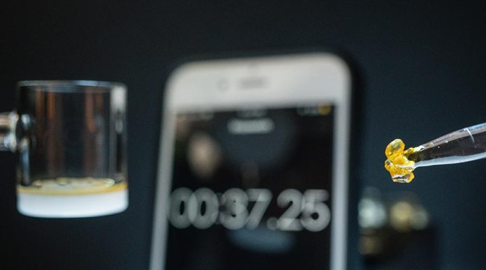 A Guide to Dabbing - Stoner Things